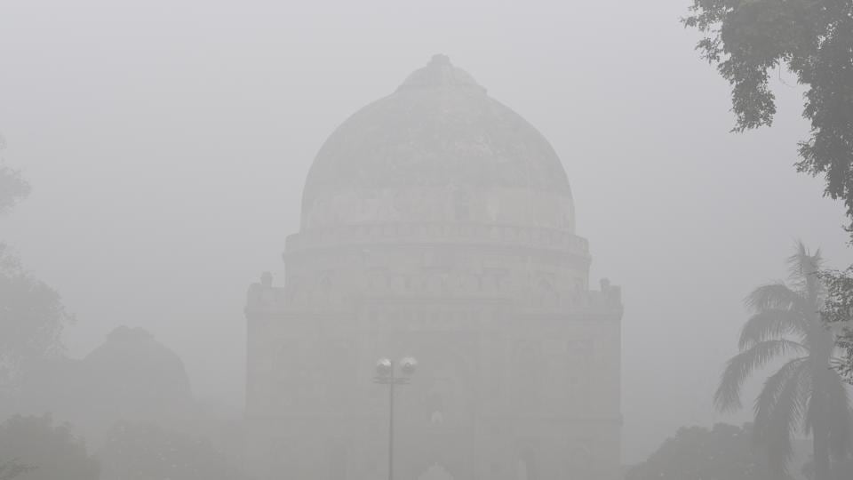 Fog engulfing north India likely to dissipate after Nov 10 | India News