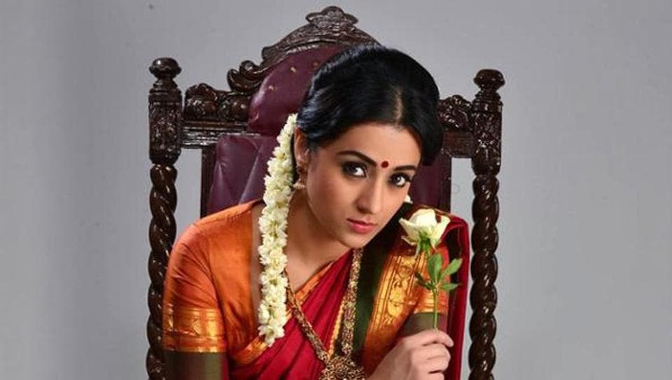 Trisha Krishnan performs stunts sans body double for Paramapadham ...