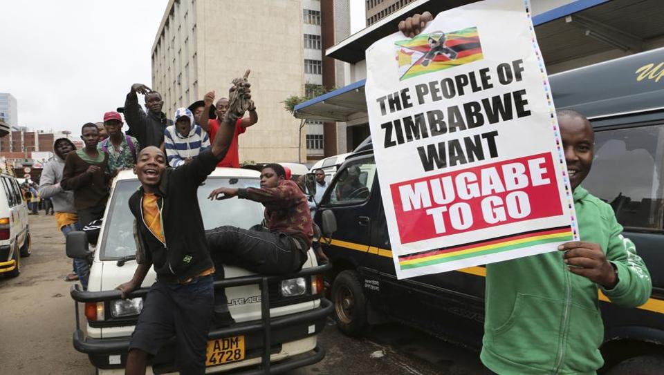 Zimbabwe protesters march towards Mugabe’s official residence | World News