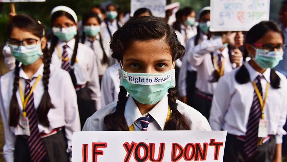 Delhi pollution: Govt urges parents to restrain students from outdoor ...