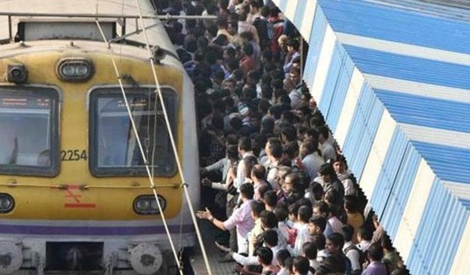 Train services on harbour and main lines in Mumbai disrupted during ...