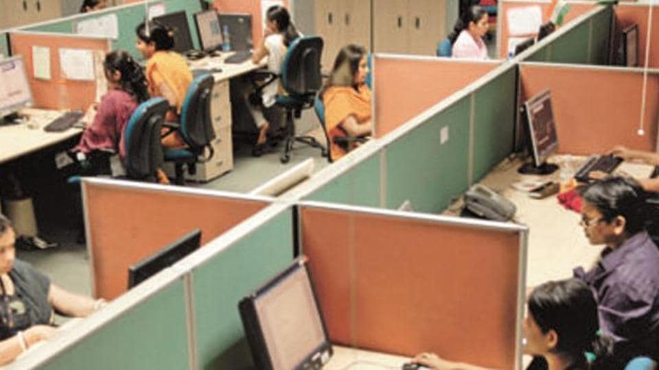Two more arrested in fake call centre scam in Mumbai | Mumbai news