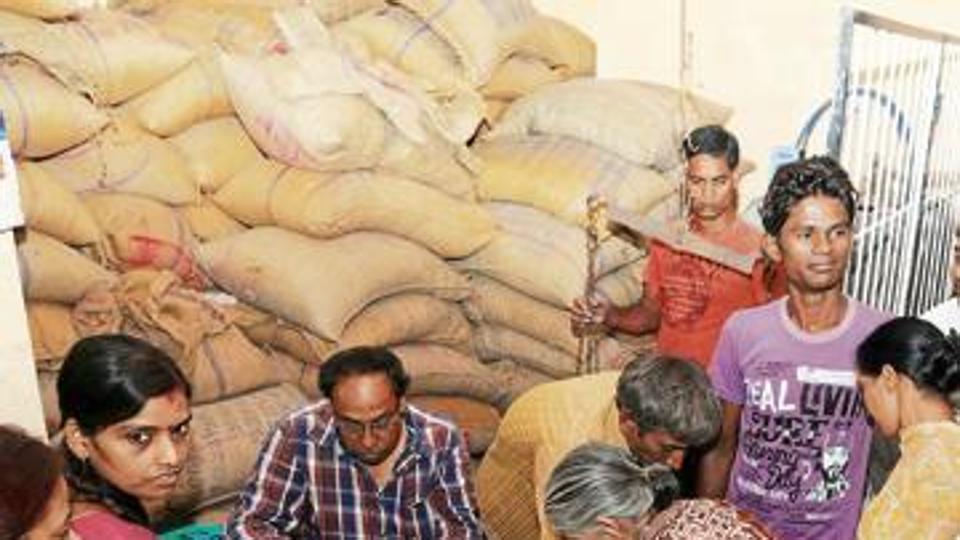 Insurance cover must for PDS outlets, orders Bengal govt | Kolkata ...