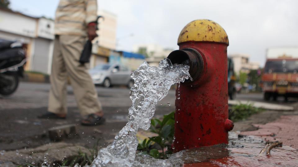 BMC wants water refilling spots for Mumbai fire brigade, says ...
