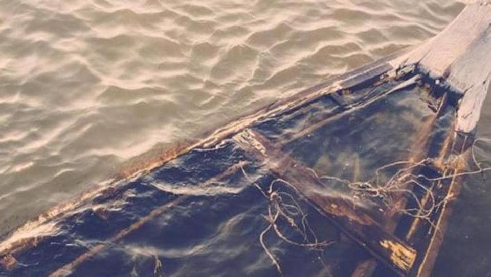 At least 21 killed as overcrowded boat capsizes in Pakistan’s Sindh ...