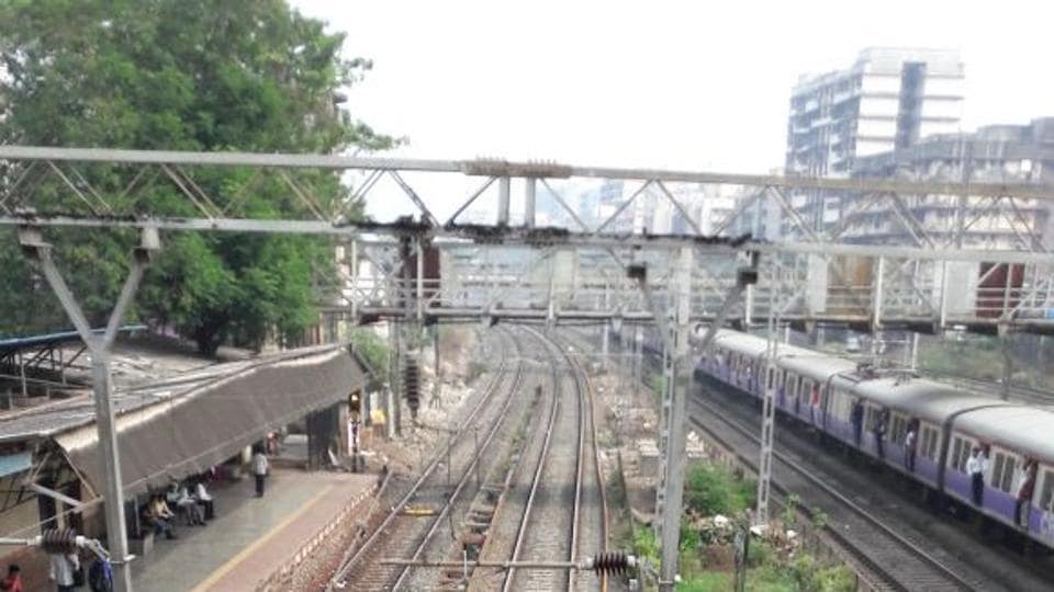 Wheels of change: Old local train tracks in Mumbai to be replaced ...
