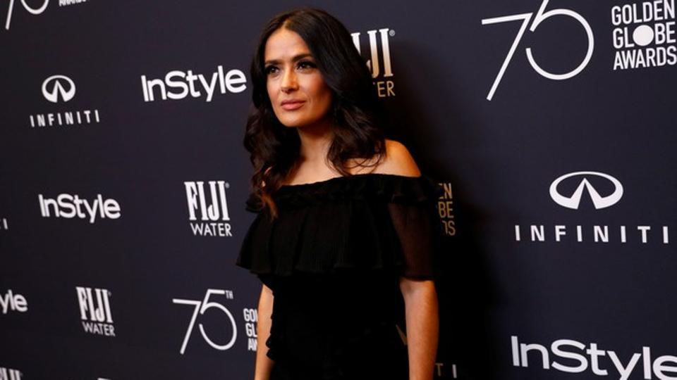 Salma Hayek says Harvey Weinstein forced her to do a nude scene ...