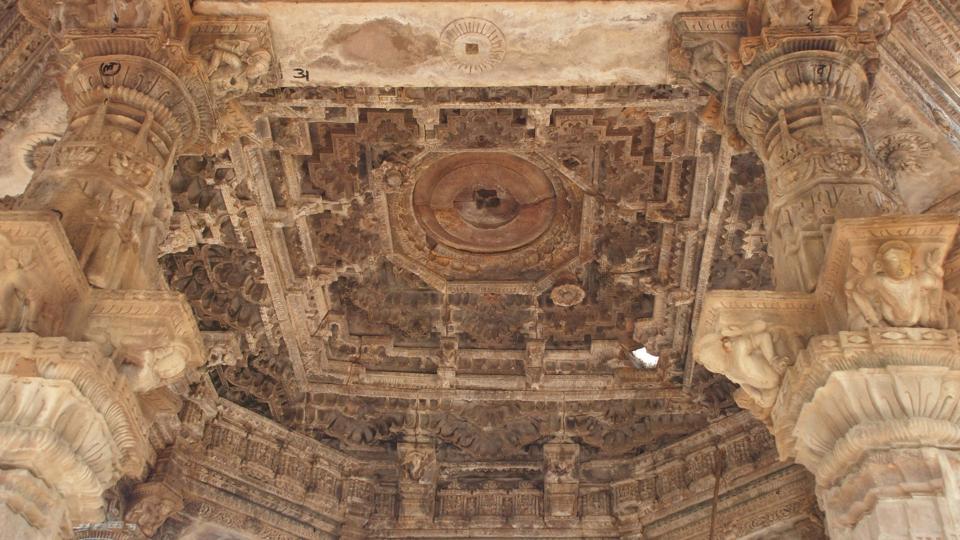 State seeks INTACH help to restore ‘Khajuraho of Rajasthan’ | Hindustan ...