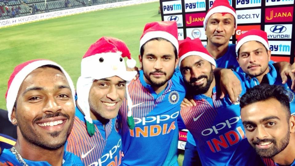 Merry Christmas: Indian cricket team in festive mood after Sri Lanka ...