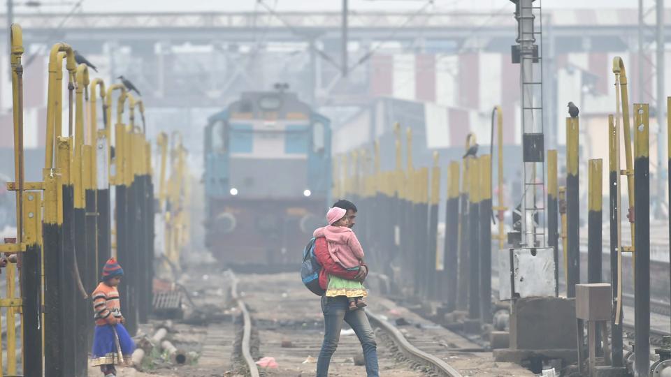 65-year-old man dies of cold at Shamli railway station in Uttar Pradesh ...
