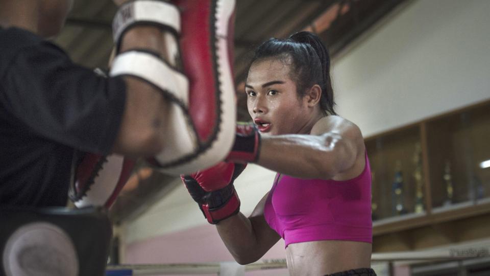 Photos: Thai transgender boxer sets sights on French Muay Thai title ...