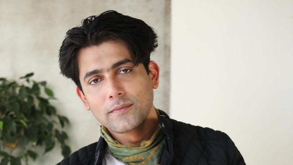 We have to accept that we are outsiders in Bollywood, says actor ...