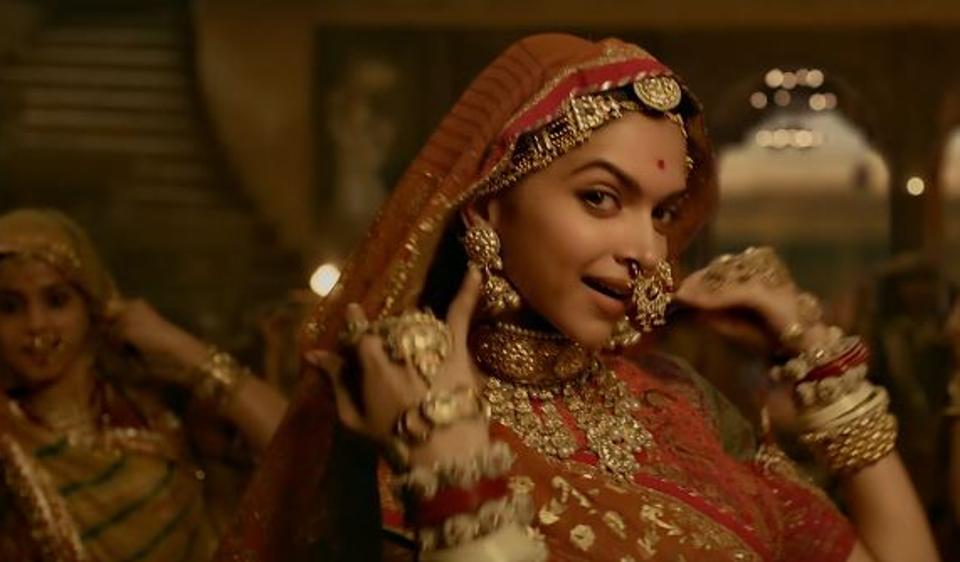 Padmaavat: Deepika Padukone’s Ghoomar played in welcome performance for ...