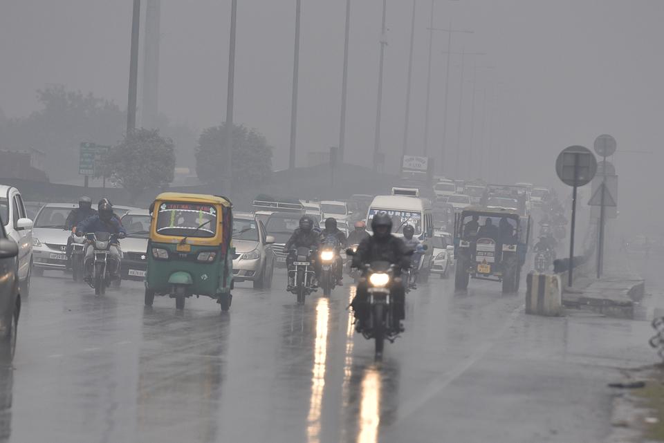 Gurgaon: Rain to bring down mercury, fog likely to return, says Met ...