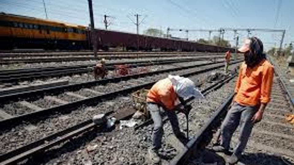 Railways to create database of contract workers, give benefits like ...