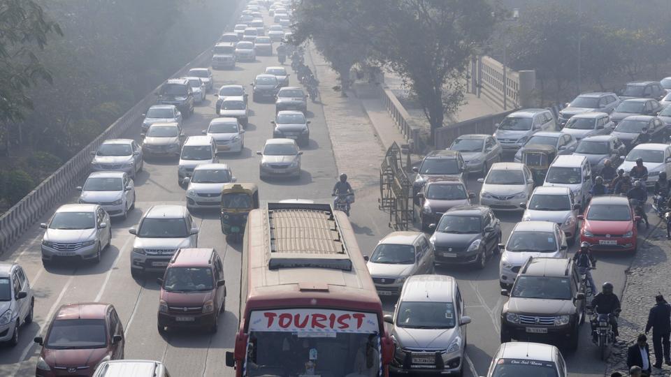 All old Noida traffic signals to be replaced with hi-tech ones ...