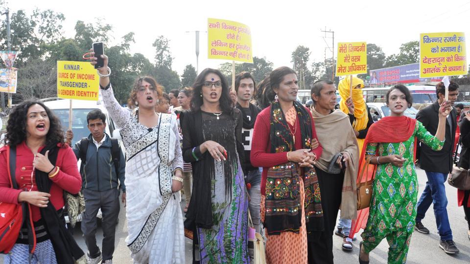 Transgenders stage protest to seek justice for Ajay Pal | Hindustan Times