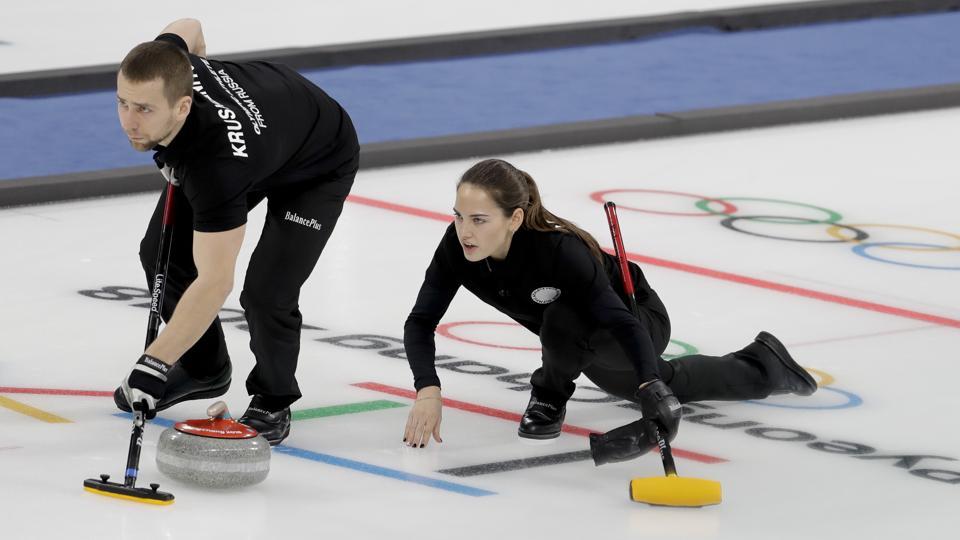 2018 Winter Olympics: Russian pair claims first mixed doubles curling ...