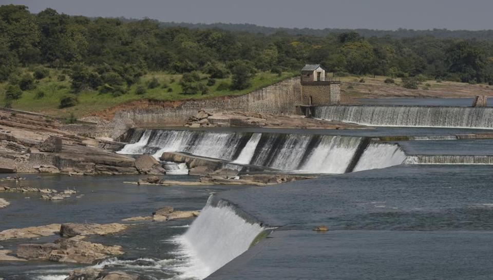 Water level down by 2% in 91 major reservoirs in India | Latest News India