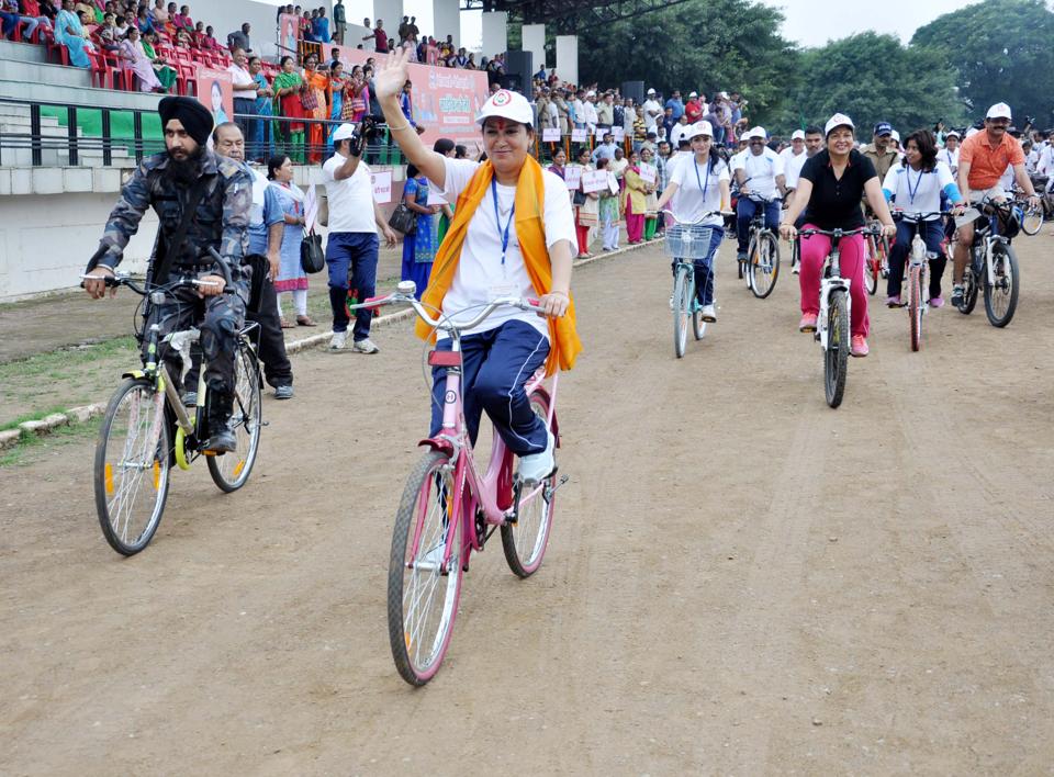 Centre withdraws special security to rebel Congress MLAs who joined BJP ...