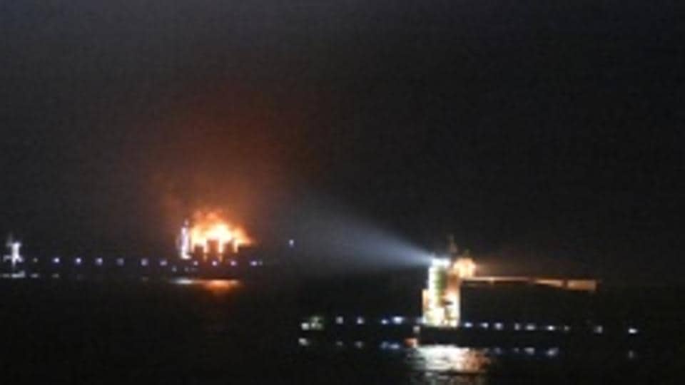 Maersk Line’s container ship catches fire off Agatti Islands, 4 missing ...