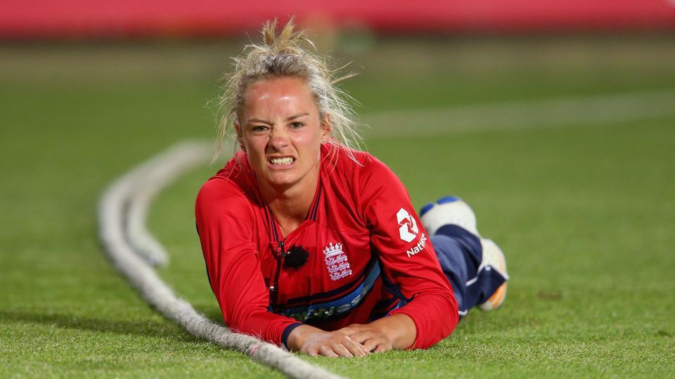 English cricketer Danielle Wyatt in awe of Virat Kohli’s bat, says it’s ...