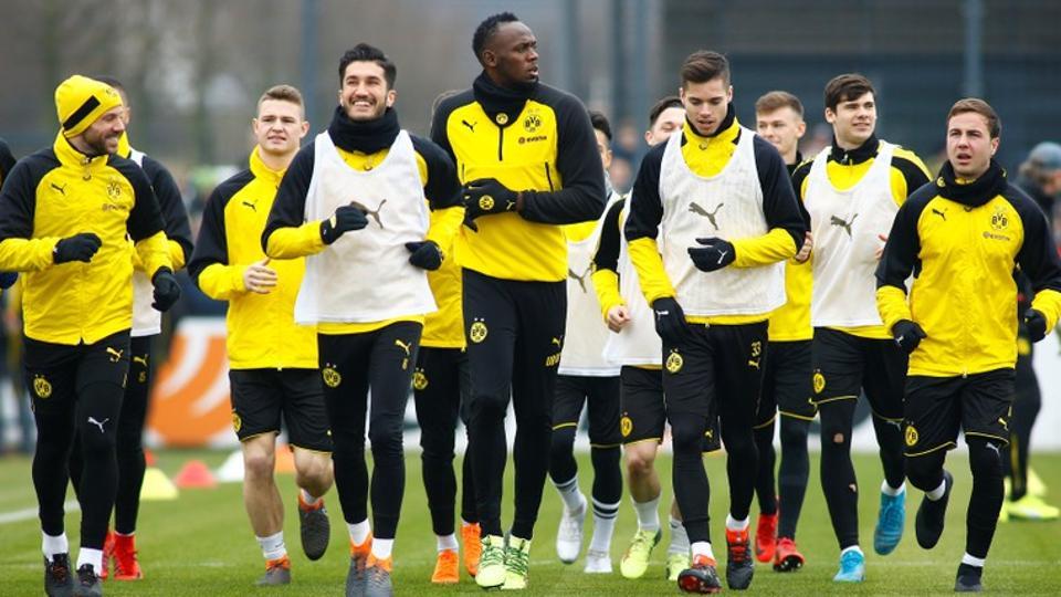 Sprint king Usain Bolt scores in Borussia Dortmund training | Football News