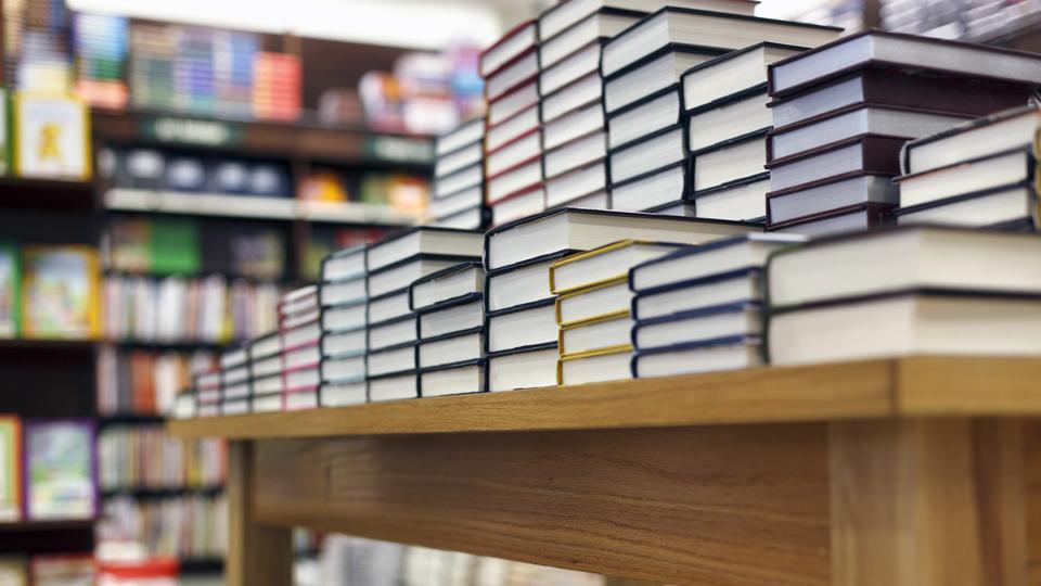 Buy a book, put money in dropbox: This 24x7 Dubai bookstore runs on ...