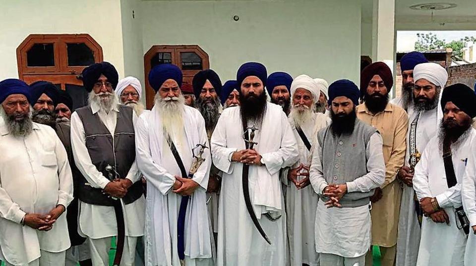 Sikh hardliners to take Khalsa’s ashes to all three Takhts in Punjab ...