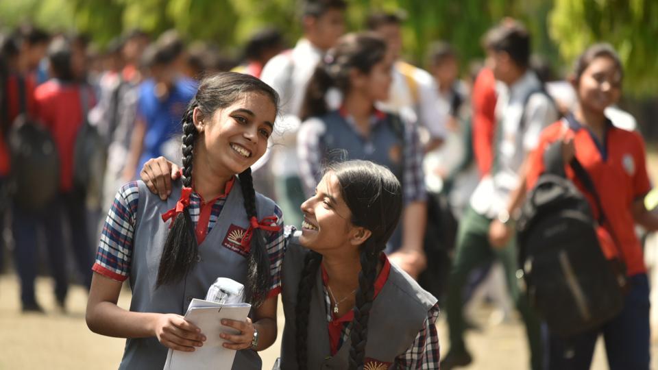 CBSE Class 10 maths paper 2018 analysis: Easy and scoring, say students ...