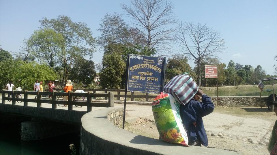 Tensions brews at Indo-Nepal border | Hindustan Times