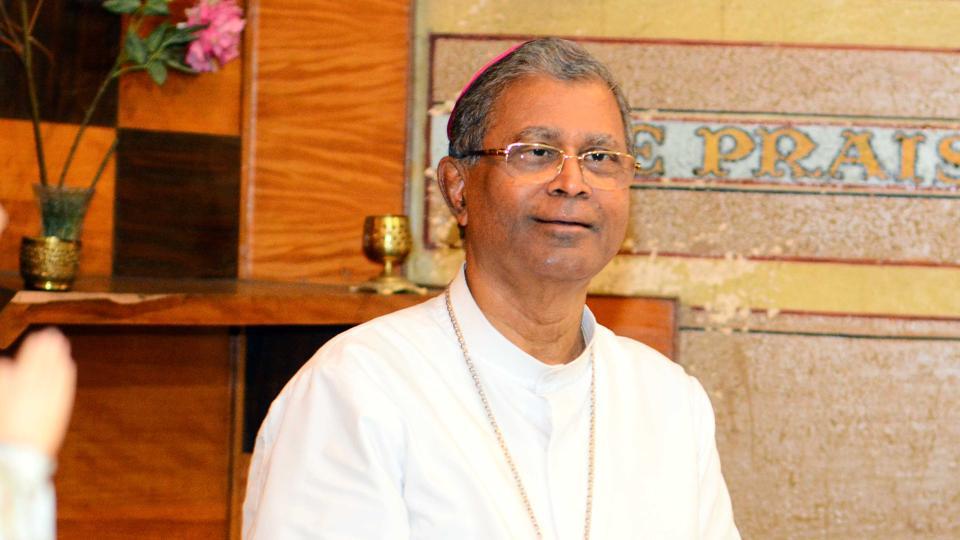 ‘Youth must choose a definite way of life,’ says Bishop of Poona ...