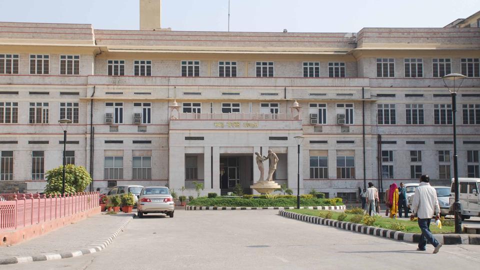 SMS Hospital notes patient’s religion for OPD service | Hindustan Times