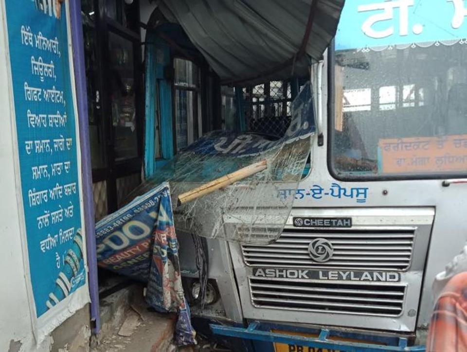 PRTC bus driver mows down 3 in Moga | Hindustan Times