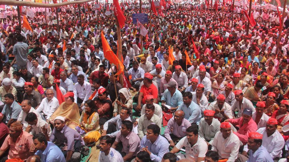 Labour unions protest in Mumbai, ask Centre to revise minimum wages ...