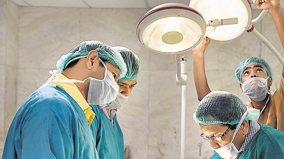 In Mumbai: Baby slips from mother’s hand, falls off 2nd floor, dies ...