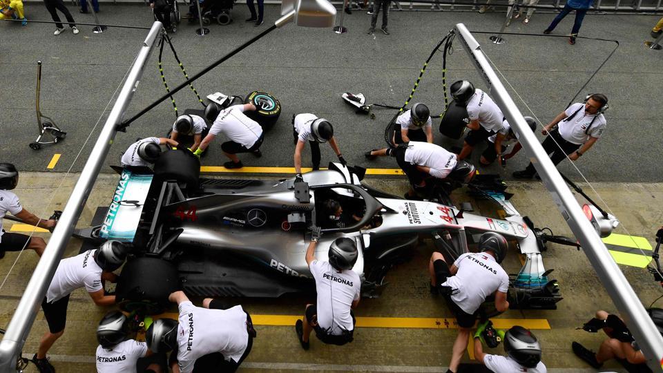 Formula One: No comfort zone as Lewis Hamilton ‘punches below weight ...