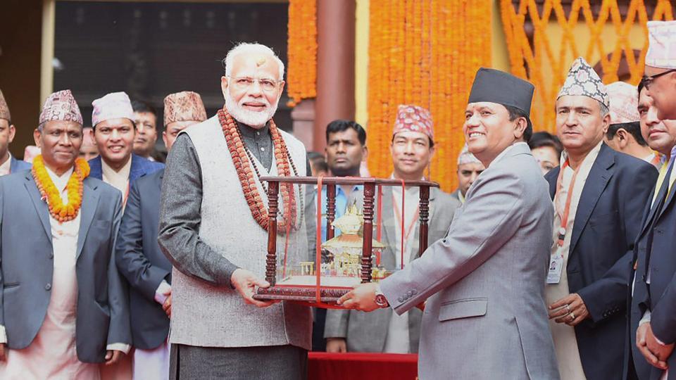 Modi, Nepal PM Oli build trust and rapport, eye greater connectivity ...