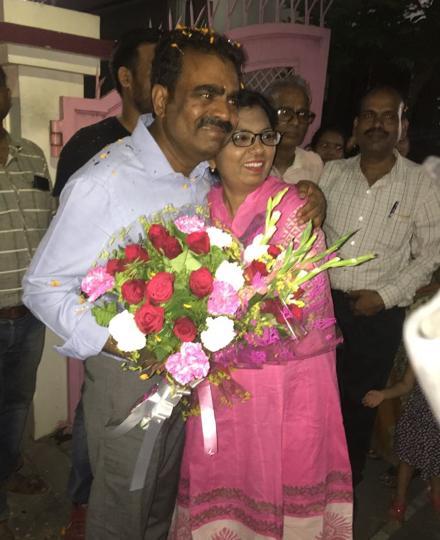 BRD tragedy: Dr Satish walks free after 9 months | Hindustan Times