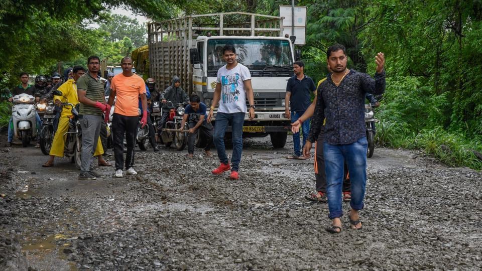 Sus road in shambles, locals blame techies for using it in large ...