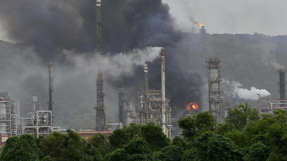 BPCL refinery blast in Mumbai: Thousands of project-affected people ...