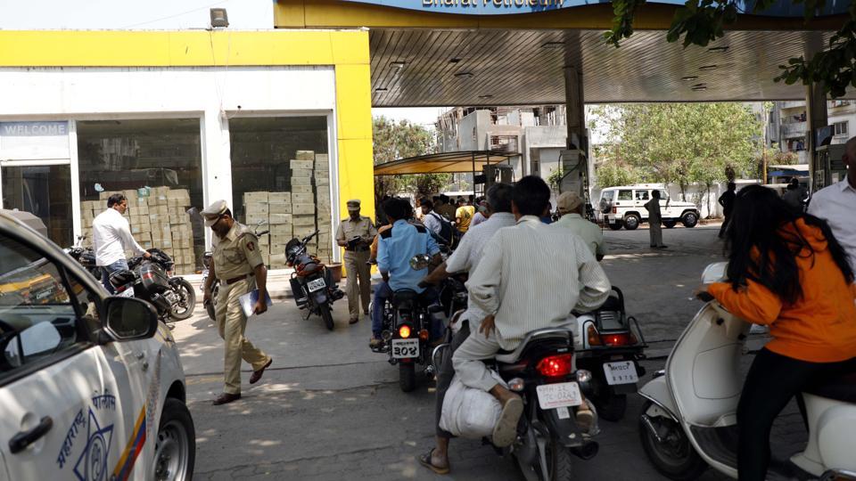 Petrol at Rs 86.61, diesel at Rs 74.47 hit record high for 10th ...