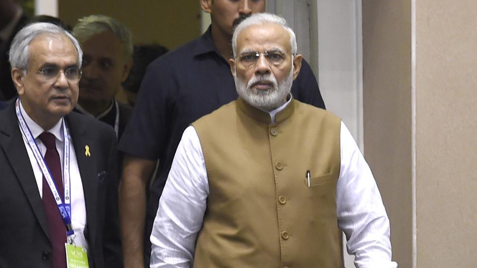 Uber officials meet PM Modi, pitch flying taxis to combat pollution ...