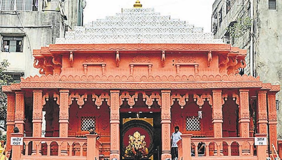 Despite warnings, 35 Ganpati mandals in Pune violate permissions ...