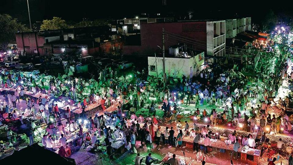 Food, fun and wisdom at Chandigarh’s Sector 26 | Hindustan Times