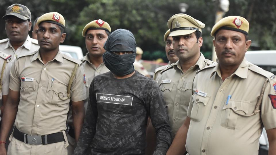 2 held for bank robbery, cashier’s murder in Delhi’s Chhawla | Latest ...
