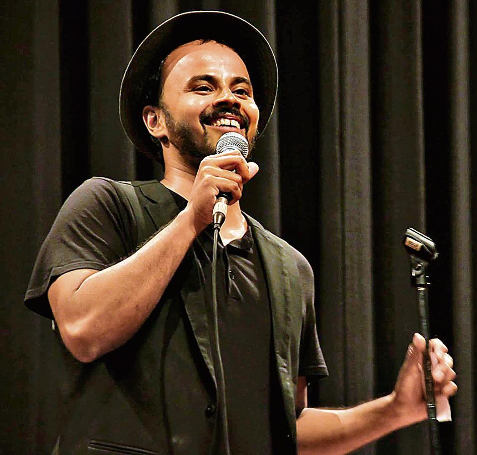 Cracking up Pune's stand-up comedy scene | Hindustan Times