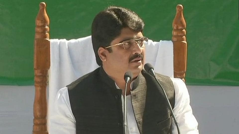 Raja Bhaiya to form new party amid buzz on alliance with BJP | Latest ...