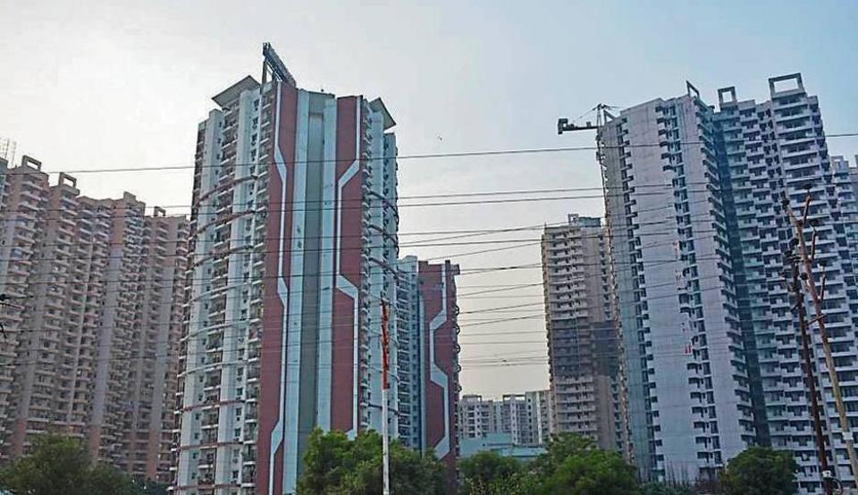 Statue of Unity sculptor’s kin among 5 in dock for failure to deliver ...