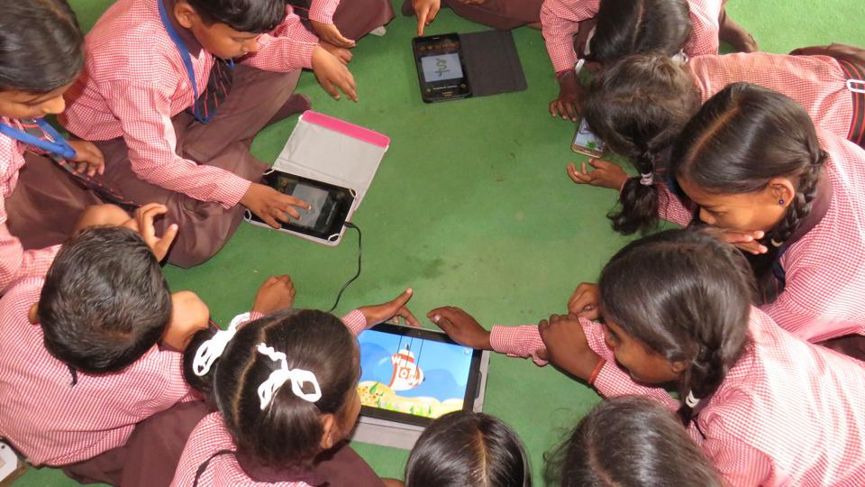 Teachers bring smart classes to UP govt schools | Hindustan Times